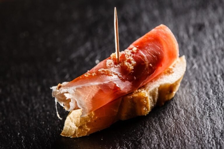 Les Tapas : Un Voyage Culinaire au Cœur de l'Espagne - LA BOX ESPAGNOLE